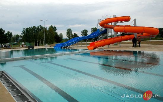Dziewicza kąpiel w nowym basenie :: Wiadomości :: Jaslo4u.pl