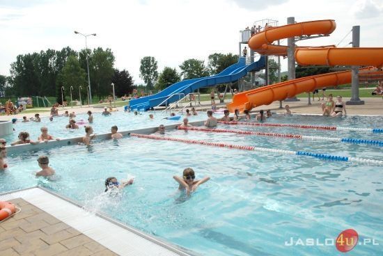 MOSiR Jasło otwiera kompleks basenu otwartego :: Sport :: Jaslo4u.pl